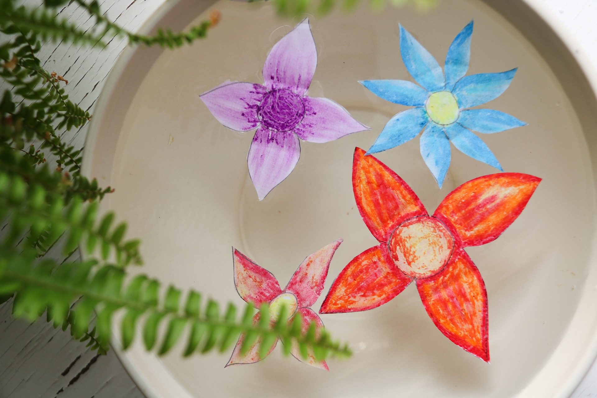 Flytande papperblommor - Diy Sweden